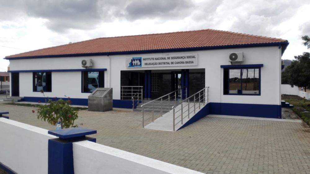 Chefe do Estado inaugura edifício do INSS em Cahora Bassa – INSS ...