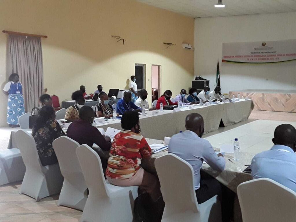 Técnicos do INSS formados em matérias do SISSMO – INSS – Instituto ...