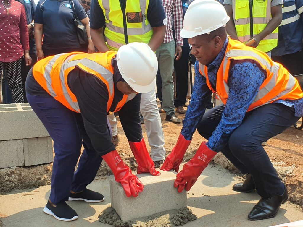 Utentes do Sistema em Moatize contarão com um novo edifício do INSS ...