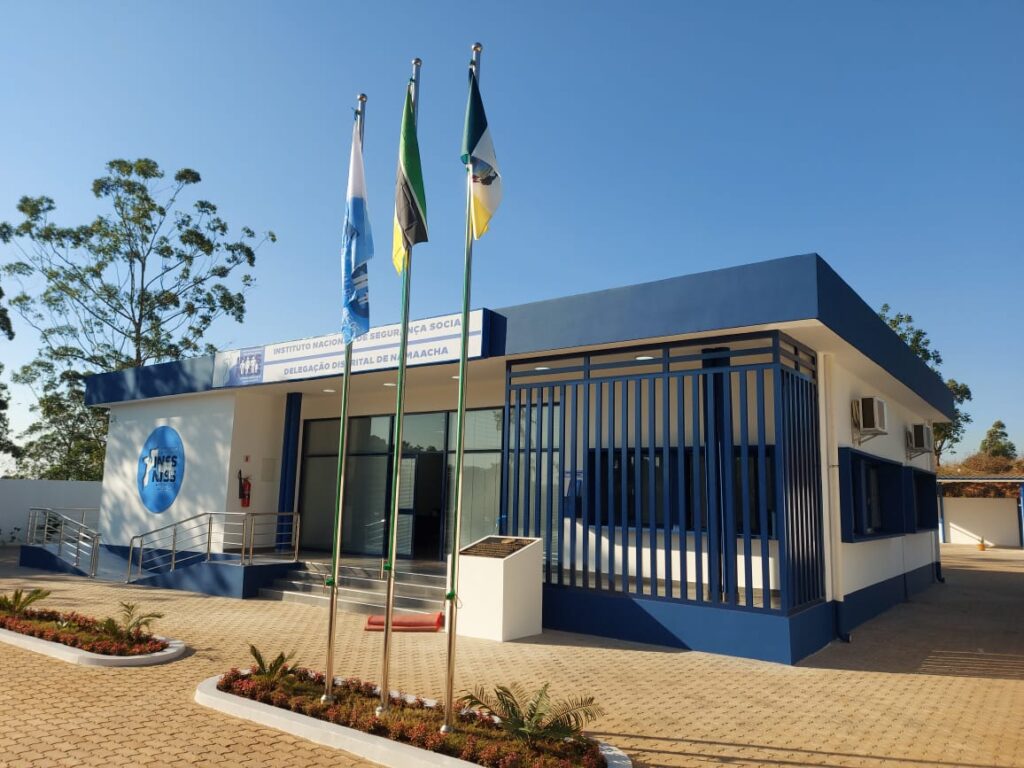 Chefe do Estado inaugura edifício da delegação distrital do INSS de ...