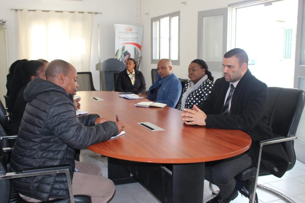 PCA do INSS inteira-se das actividades na Cidade de Maputo – INSS ...