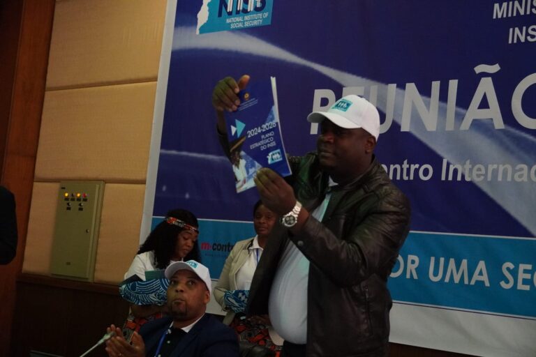 Lançados Plano Estratégico e Boletim Estatístico de Segurança Social ...